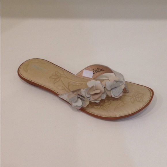 Born | Shoes | Born Off White Leather With 3 Flowers Sandal | Poshmark